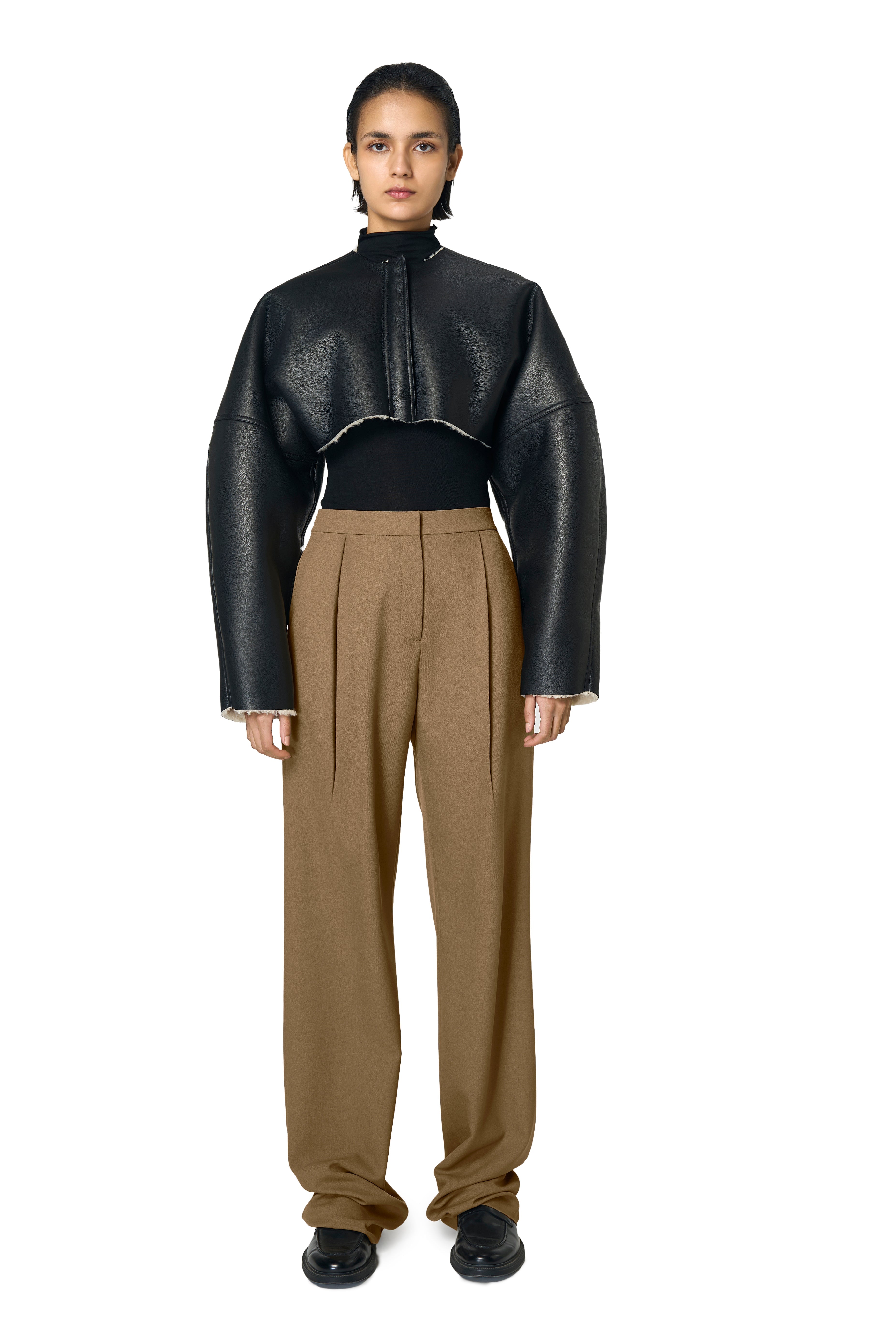 ADELE BOMBER – URA